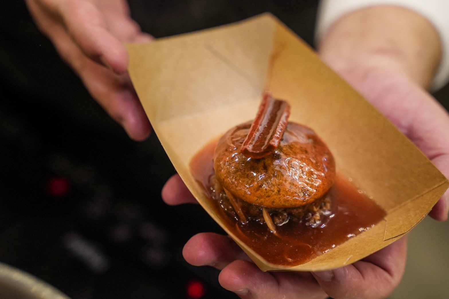 MUFFINI OD ROGAČA S PRELJEVOM OD CRNOG VINA - Split