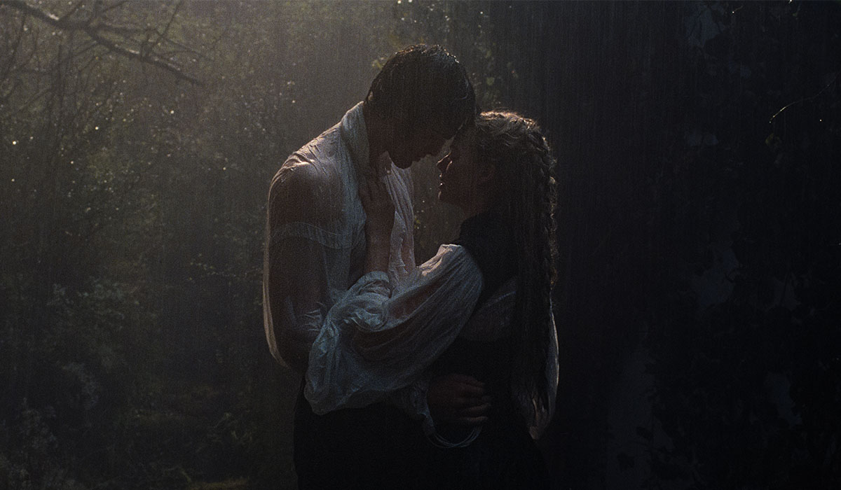 LADIES NIGHT: Wuthering Heights - Split