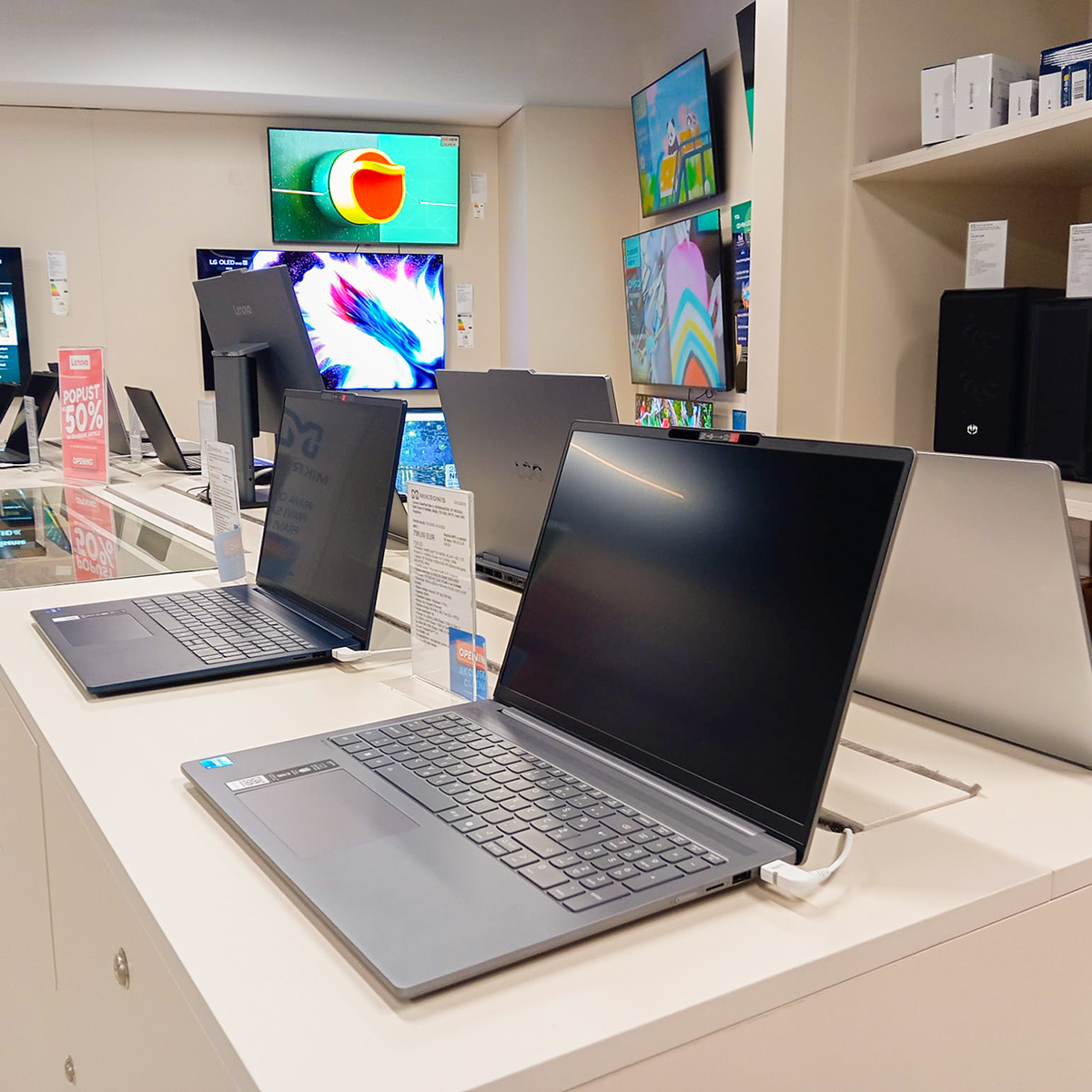 MIKRONIS - Zagreb West